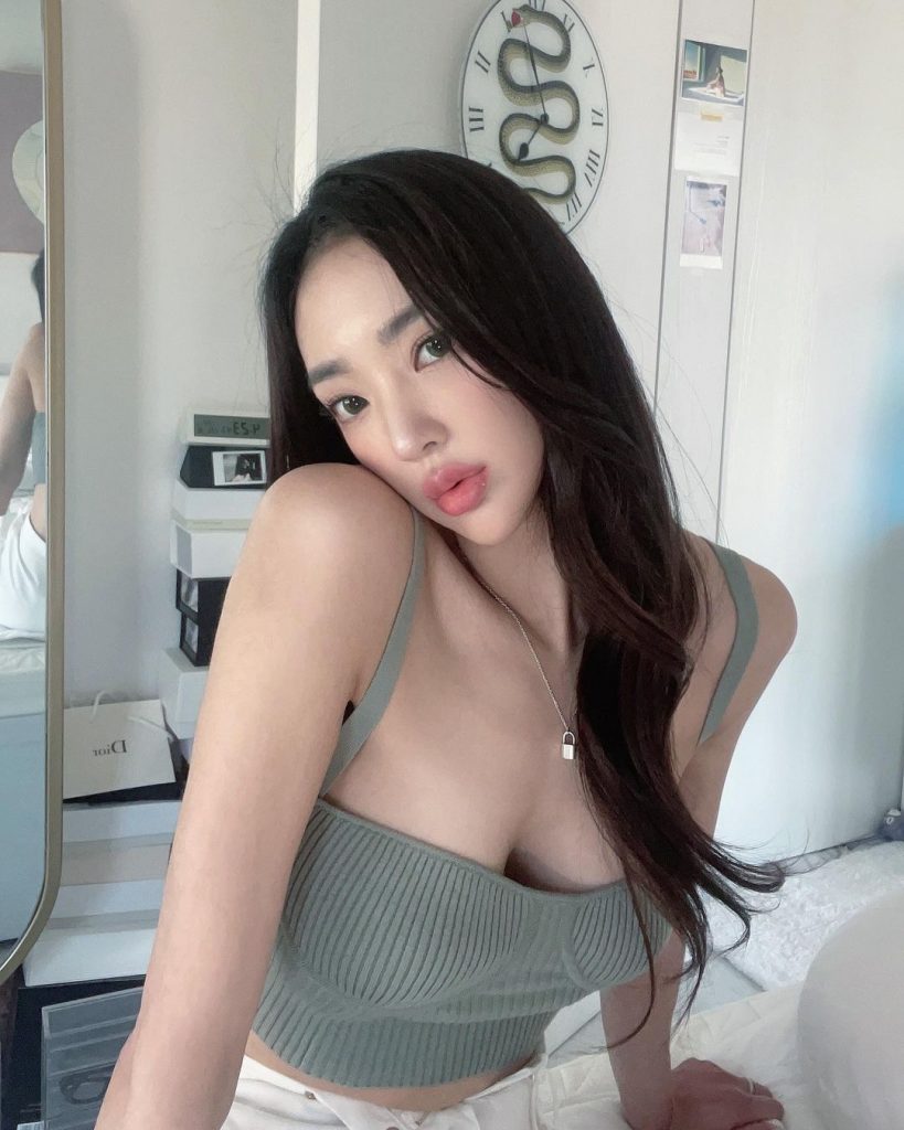 超索韓妹穿性感bra top大曬強勁身材(多圖) - HKGFABLE