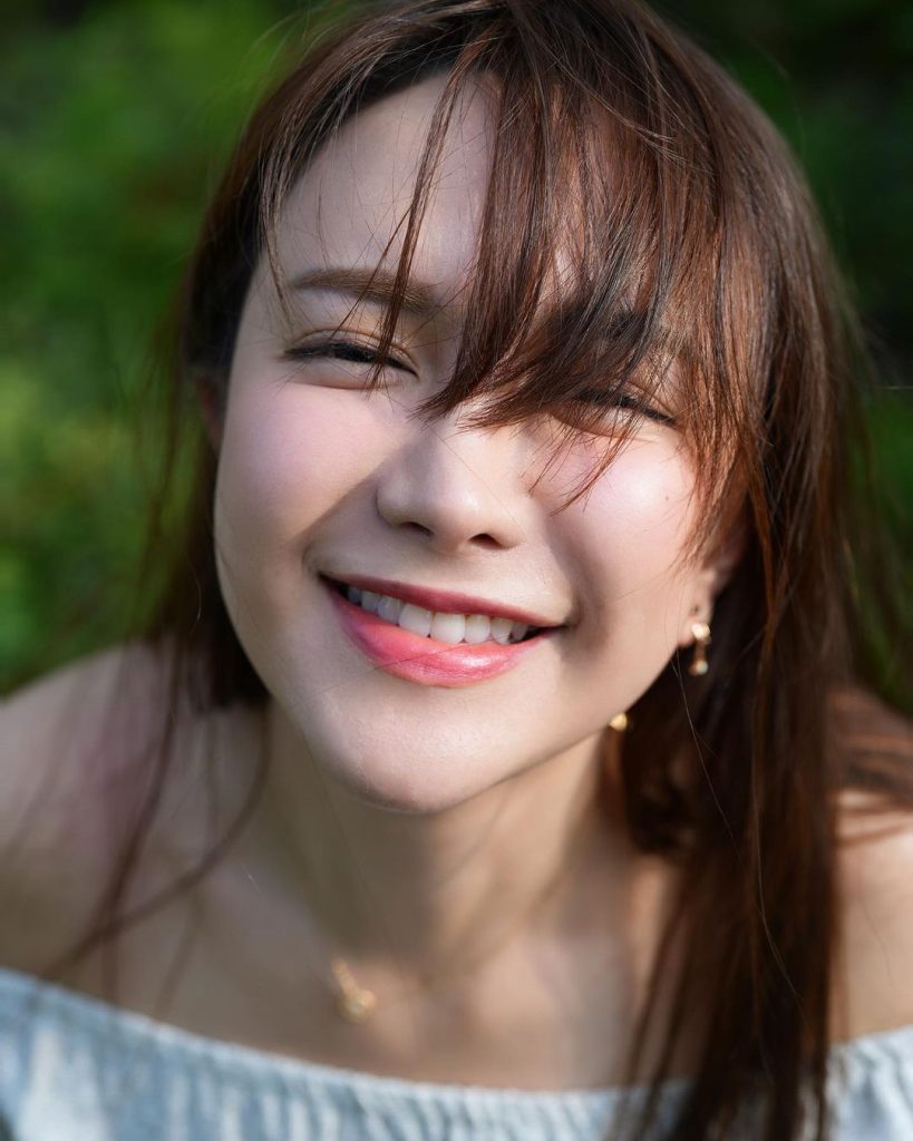 賽馬女神莎拉穿性感晚裝大曬完美身材多圖 網友真心正 Hkgfable