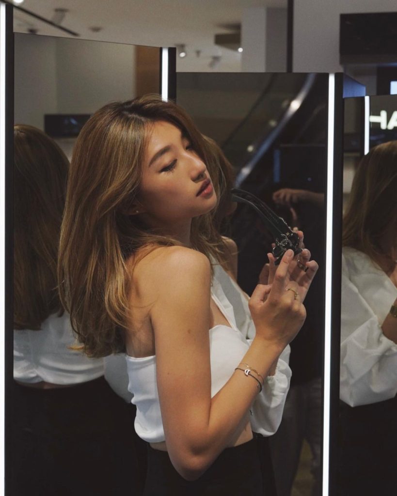 超正港女Luna月兒穿性感SPORTS BRA大曬美好身材(多圖) - HKGFABLE