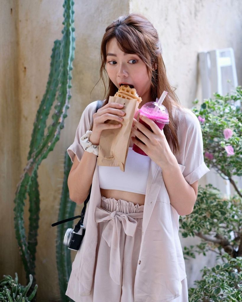 A0女神游嘉欣(游游)穿性感BRA TOP大曬FIT爆身材(多圖) - HKGFABLE