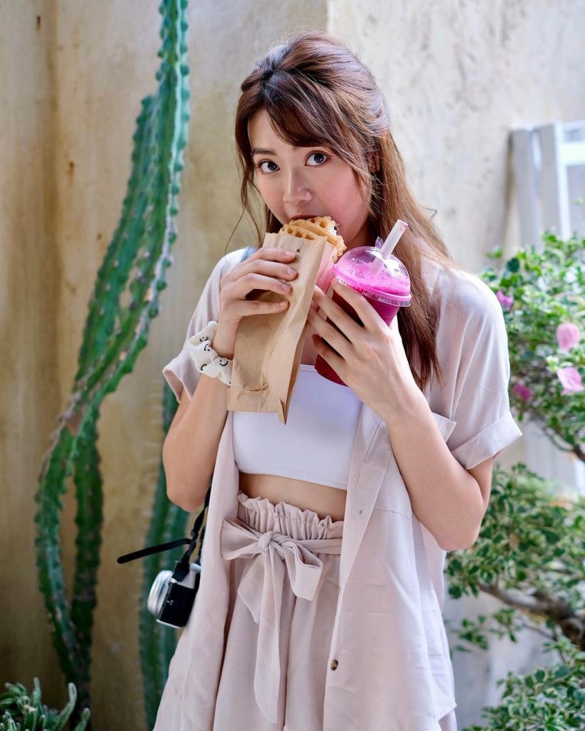 A0女神游嘉欣(游游)穿性感BRA TOP大曬FIT爆身材(多圖) - HKGFABLE