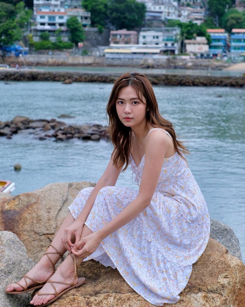 A0女神KAYAN游嘉欣(游游)愈來愈有女人味了了(多圖) - HKGFABLE