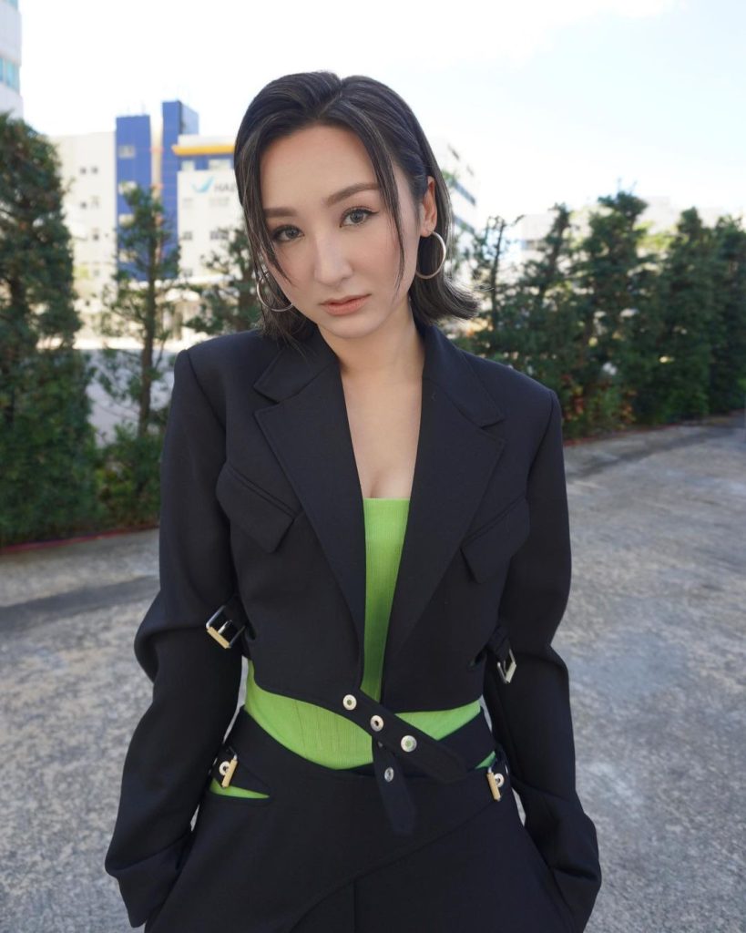 35歲高海寧真係愈睇愈正(多圖) 網友:佢對腳真係世界級!!! - HKGFABLE