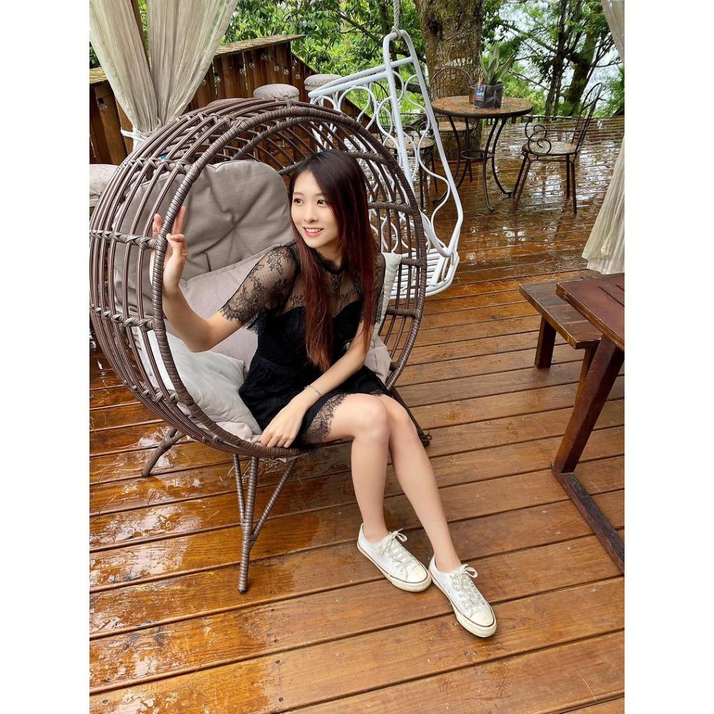 台妹梁凱晴穿性感聖誕look大曬完美body(多圖) - HKGFABLE