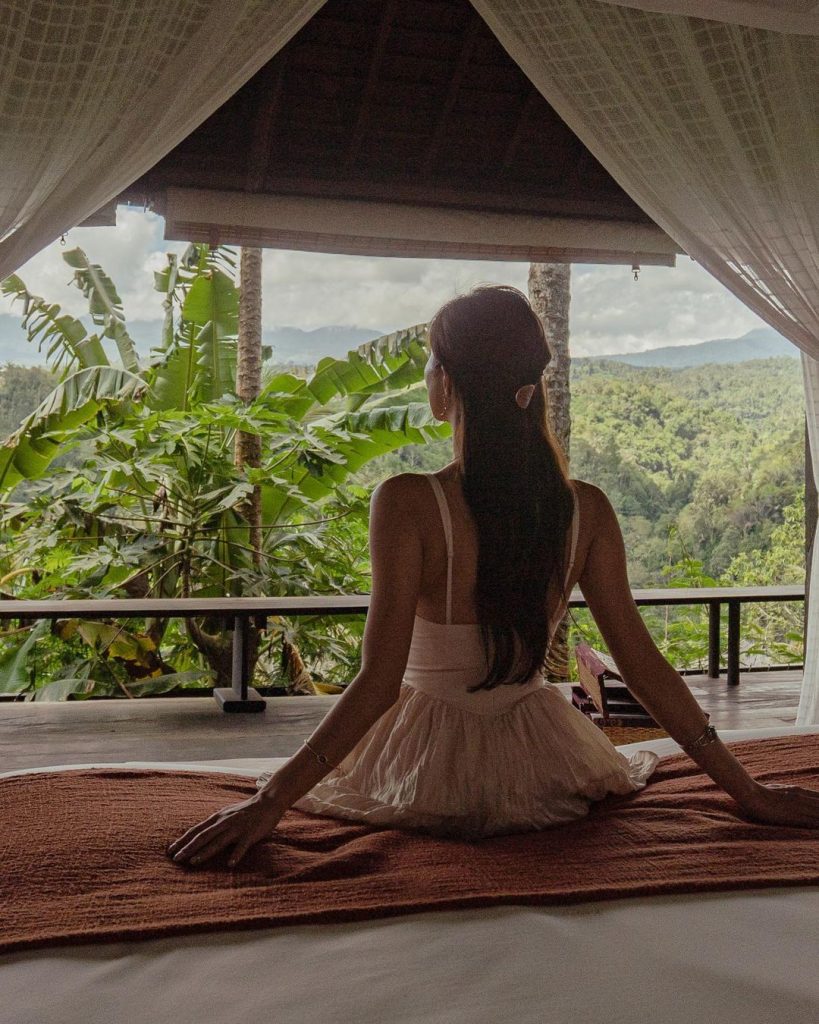 韓國超索MODEL穿性感小背心大曬QUALI(多圖) - HKGFABLE