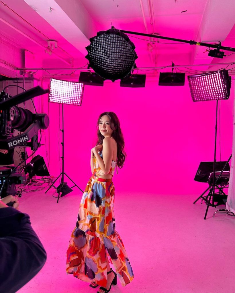 HEIDI李靜儀真係好有少女FEEl(多圖) - HKGFABLE