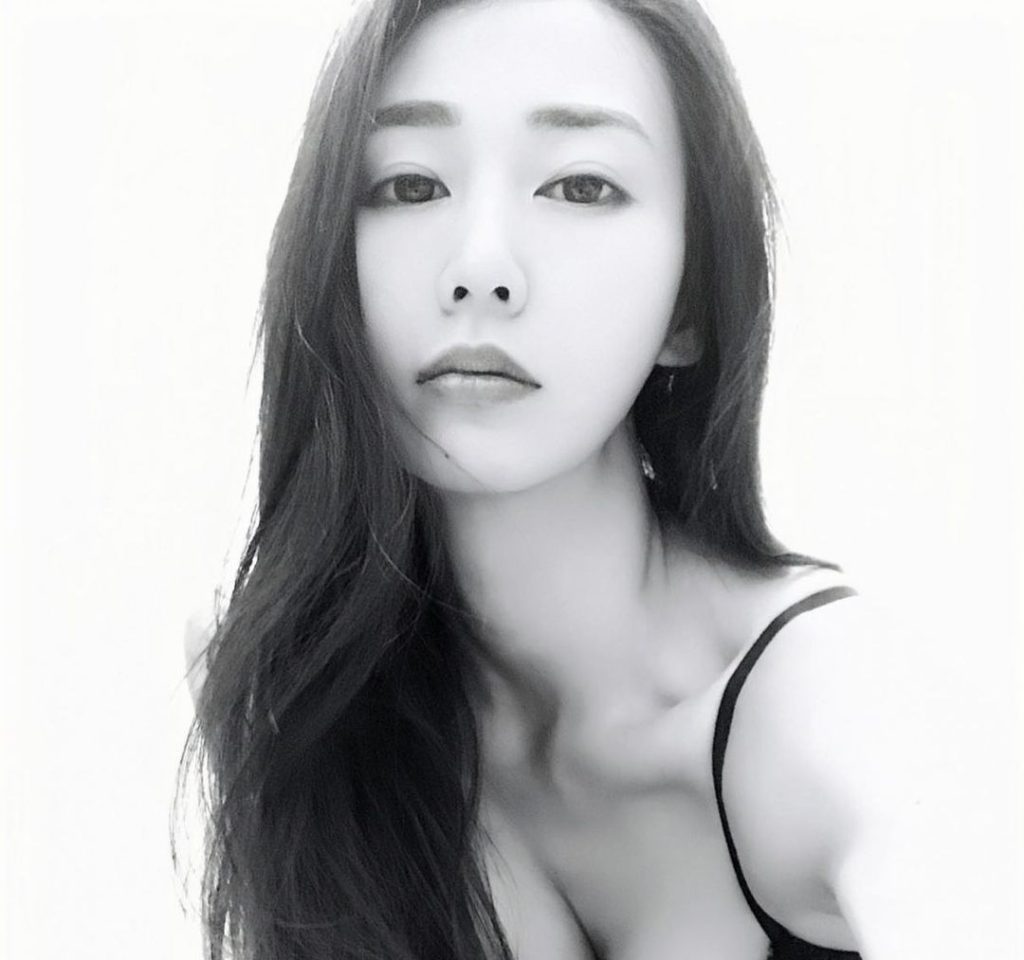 41歲人妻莊韻澄生完都仲KEEP得咁好(多圖) - HKGFABLE