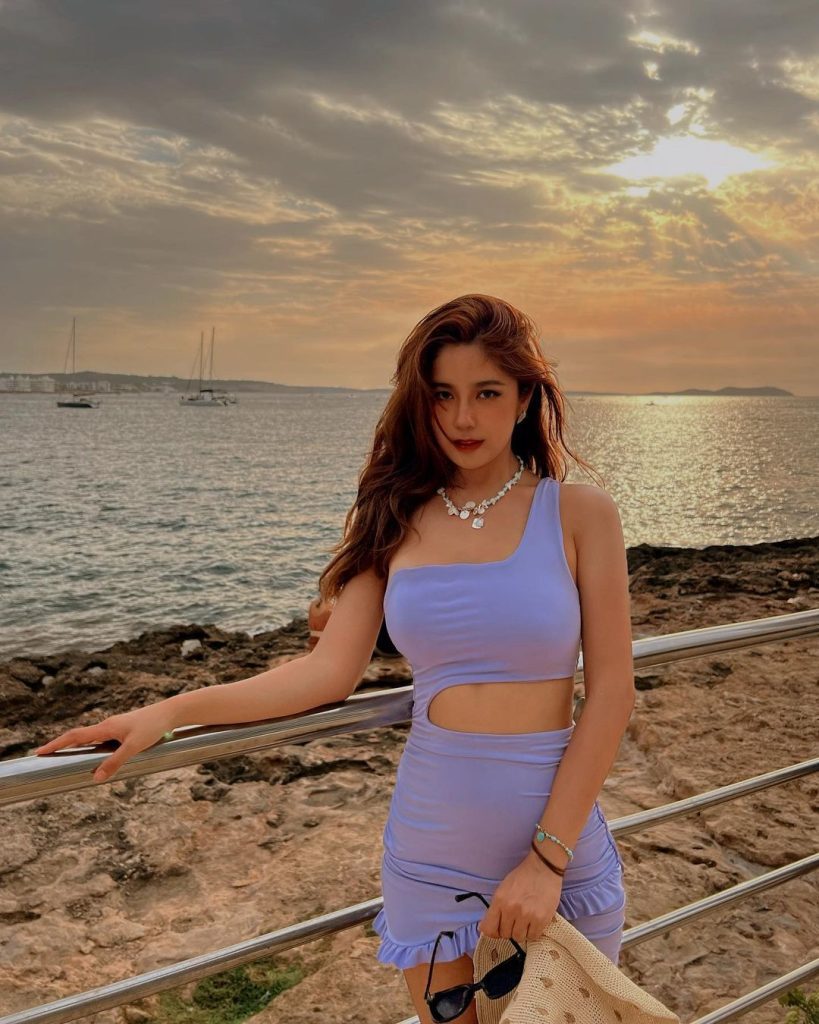 混血台妹王藝安性感泳衣照令我心跳加速(多圖) - HKGFABLE