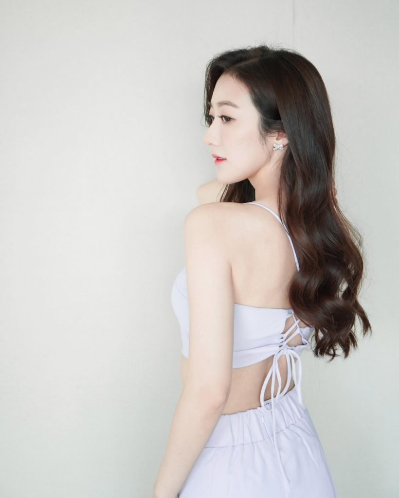 何依婷Regina Ho 呢個look真係無得輸(多圖) - HKGFABLE